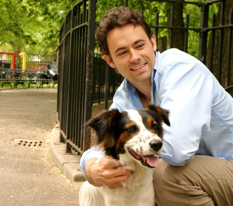 Why Use Pet Photos in Your Dating App Profile? It WORKS! - FetchaDate ...